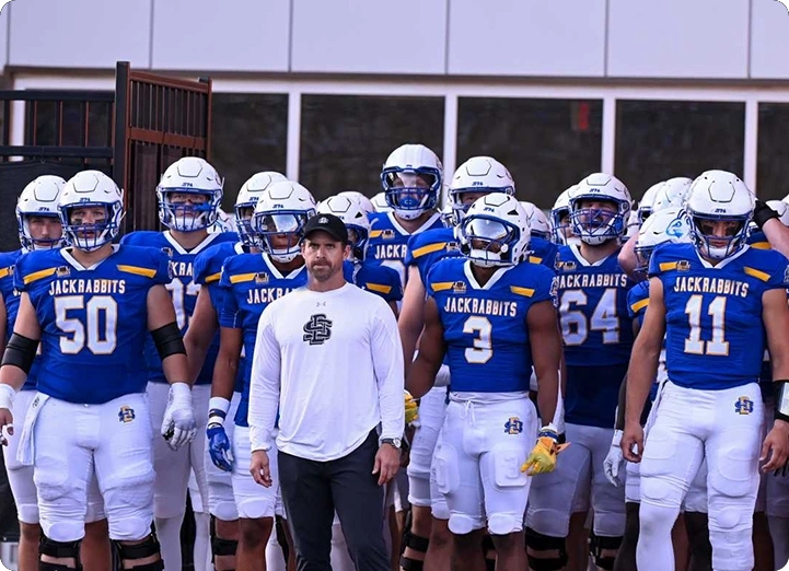 Make Your Custom Football Pants for Game Day - USG